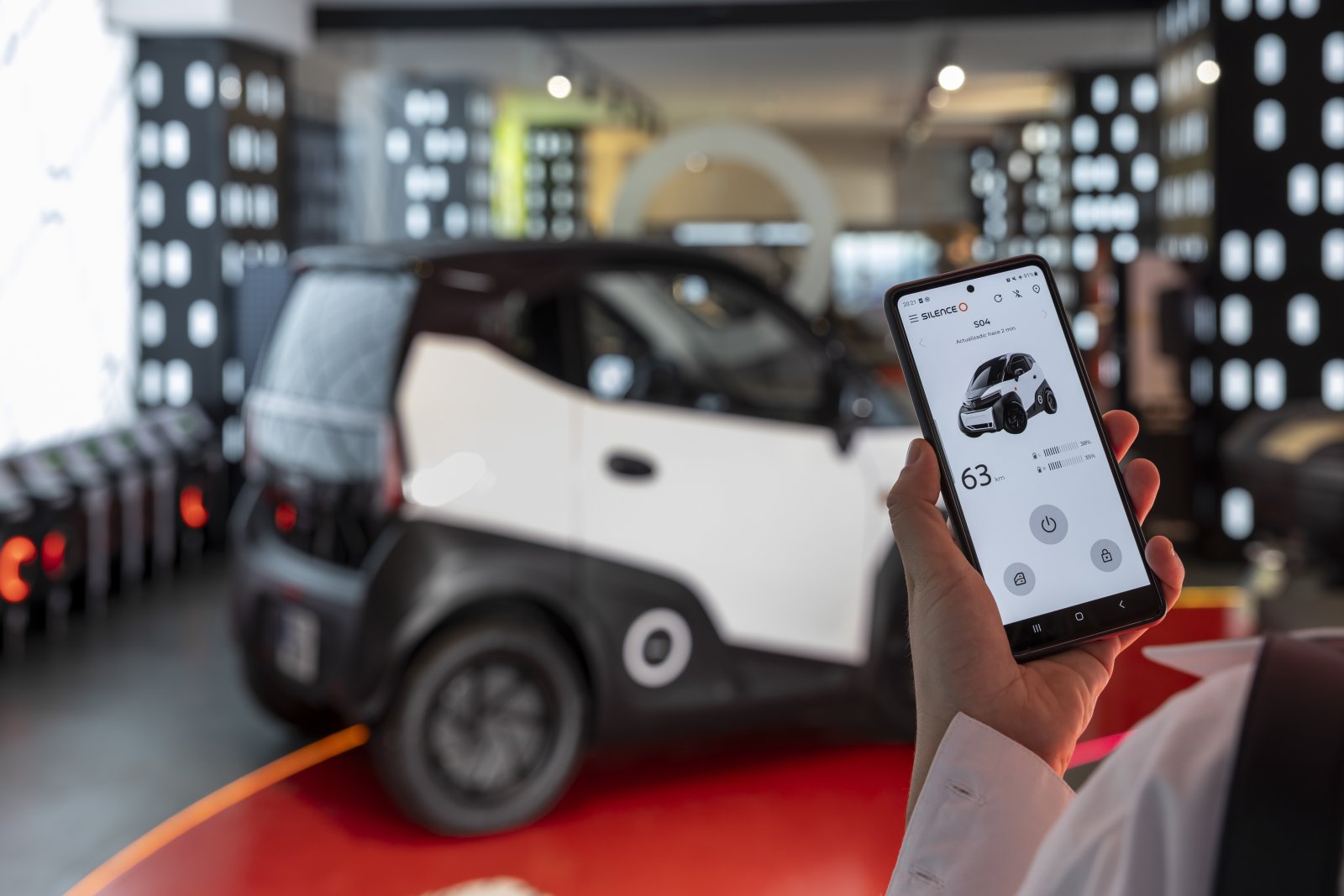 Silence S04, el nuevo nanocar de Acciona con batería extraíble perfecto ...
