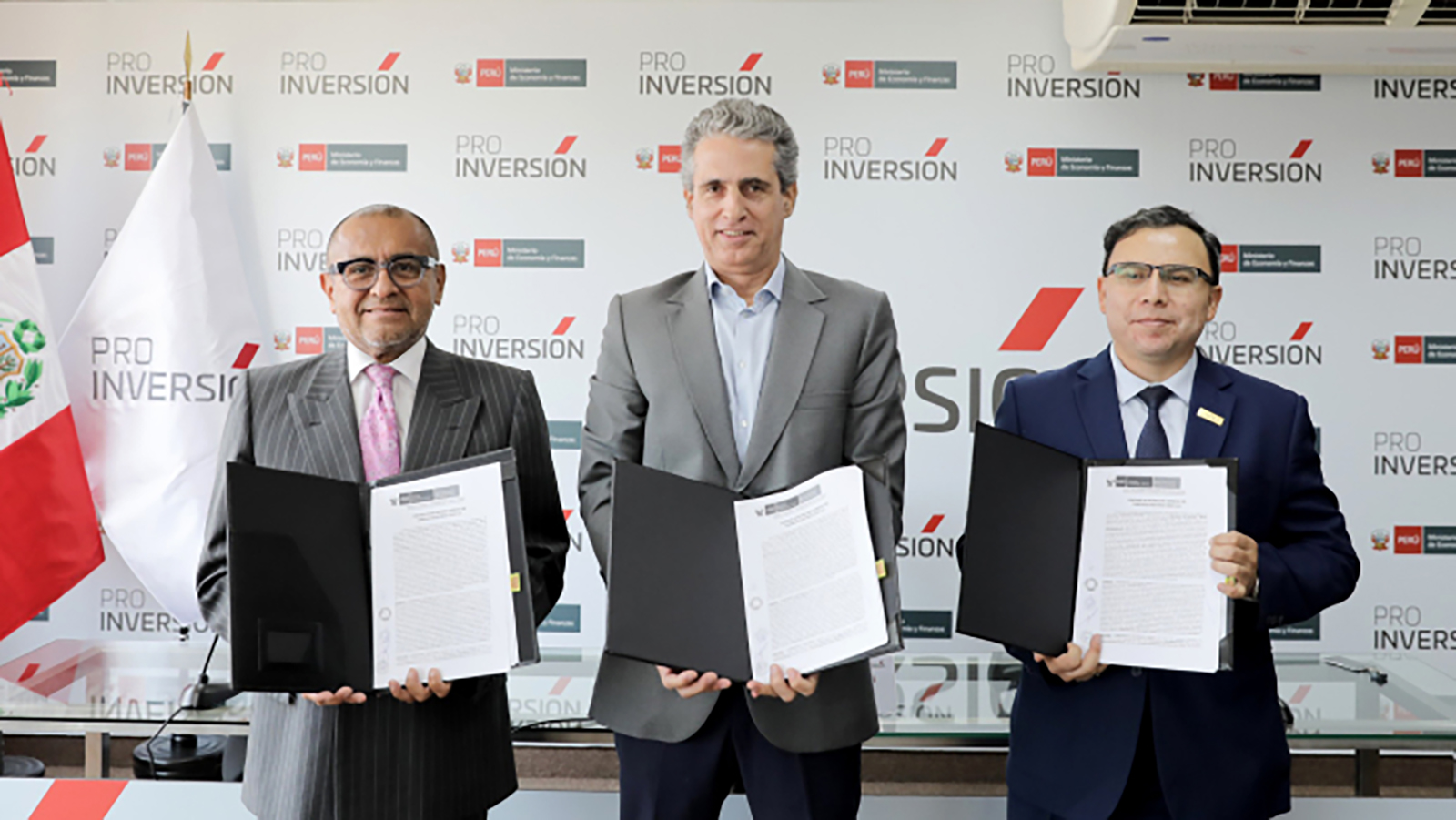 El Gobierno de Perú acuerda con un consorcio la inversión de 780 ...