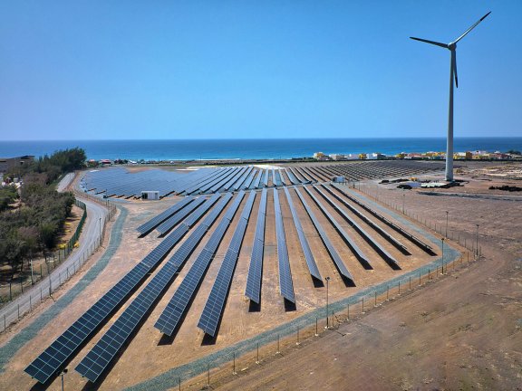 El Cabildo licita por 771.000 euros la planta fotovoltaica del matadero de Gran Canaria